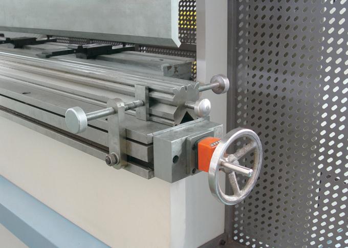 Horizontal Busbar Steel Cutting And Bending Press Brake Machine Fully ...