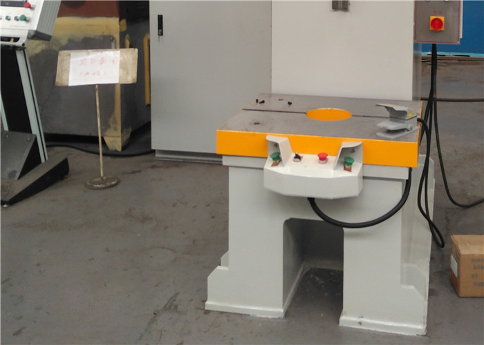 20MPa 250KN Metal C Frame 100T Hydraulic Bench Press